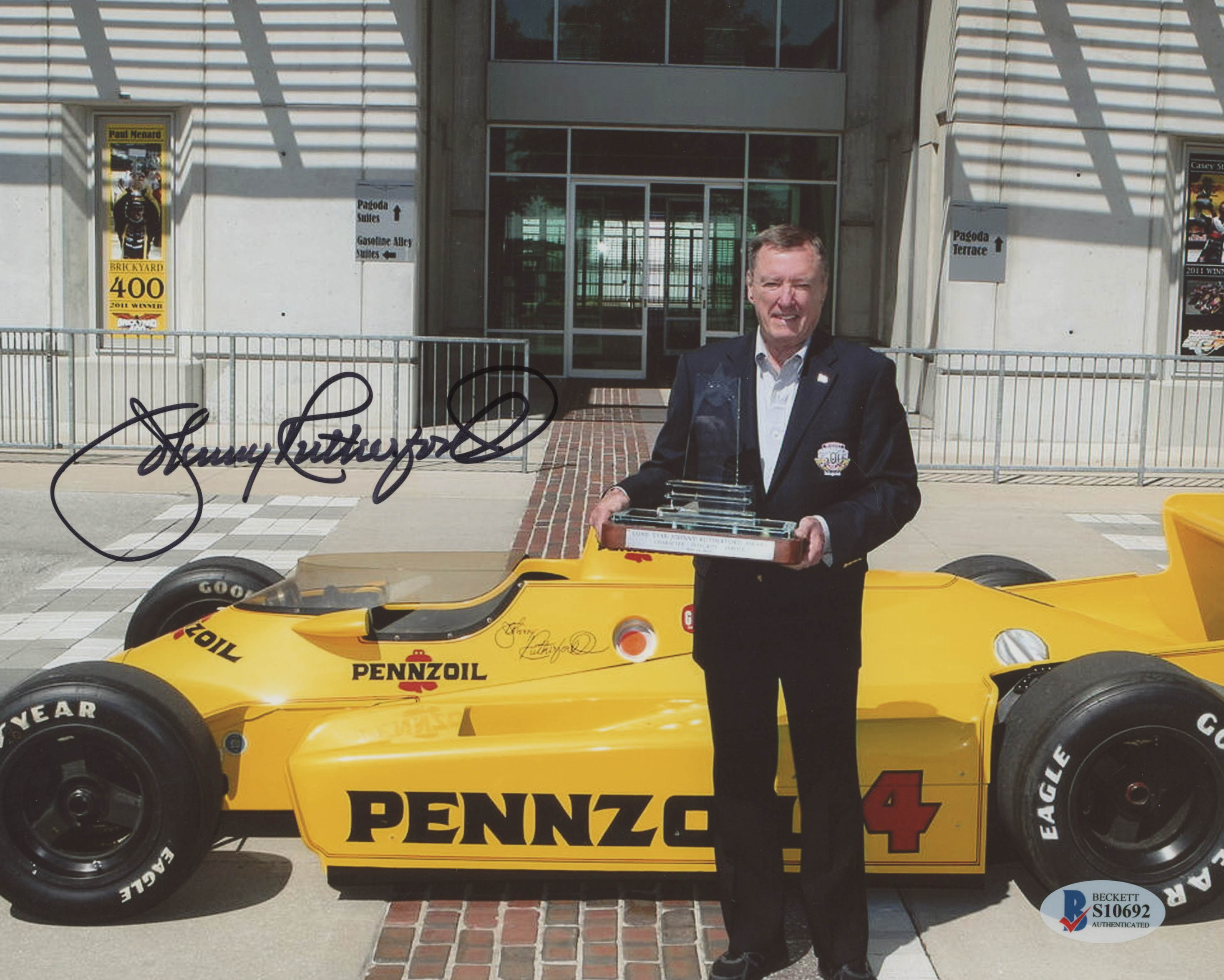 Johnny Rutherford Signed 8x10 Photo (Beckett COA) | Pristine Auction