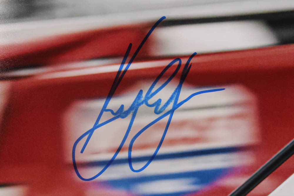 Kyle Larson Signed 2020 Chili Bowl 12x18 Photo (PA COA) (See ...