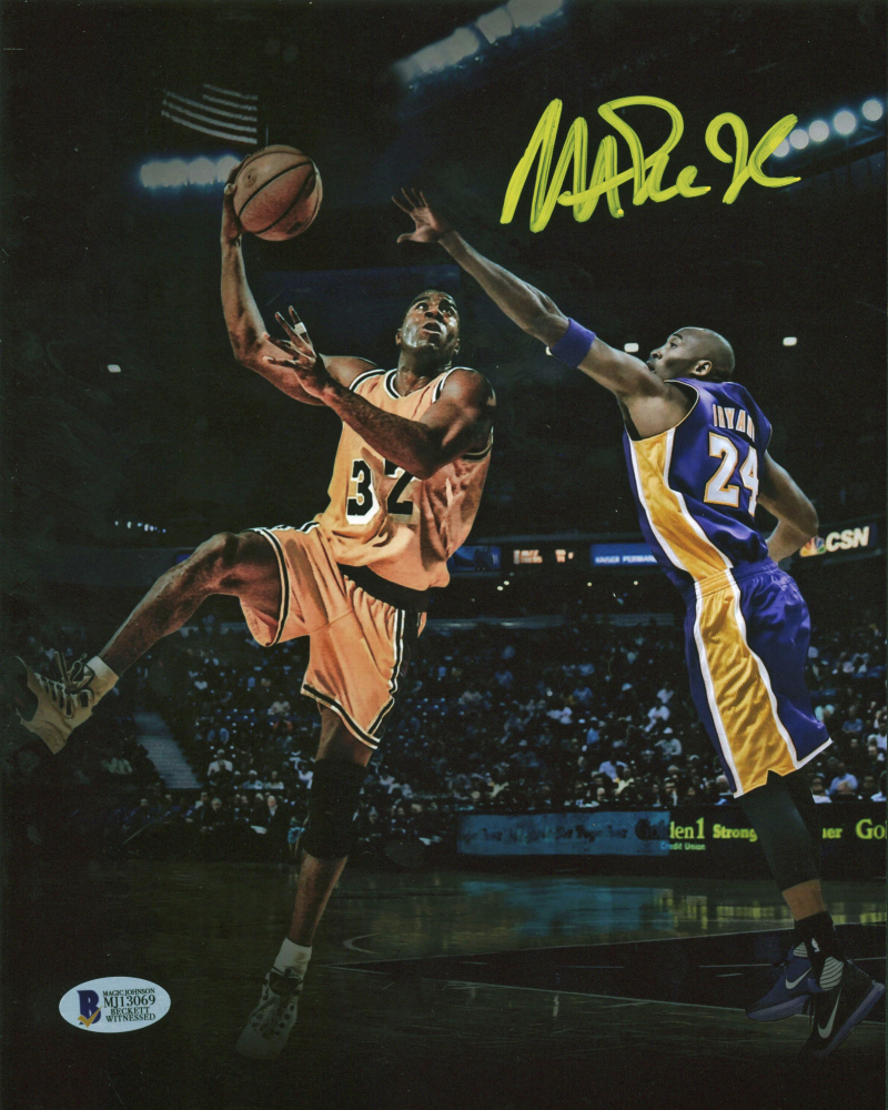 Magic Johnson Signed Lakers 8x10 Photo (Beckett COA) | Pristine Auction