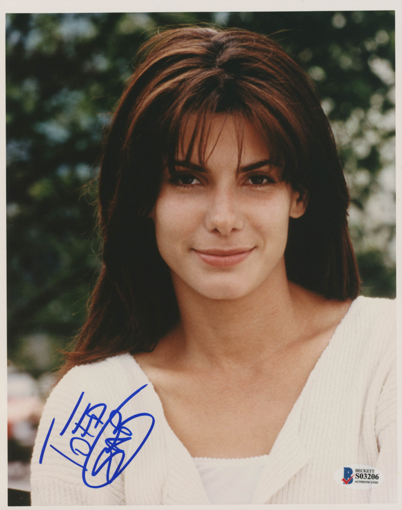 Sandra Bullock Signed 8x10 Photo (Beckett COA) | Pristine Auction