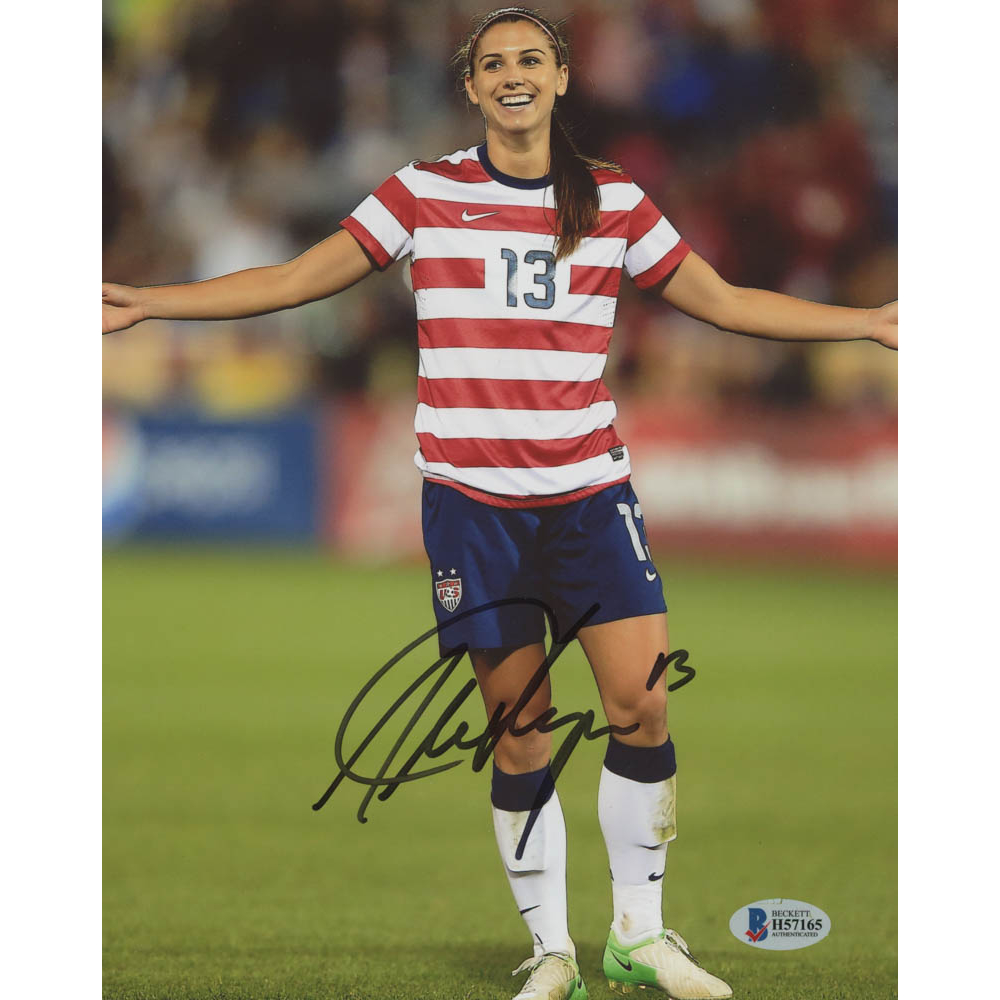 Alex Morgan Signed Team USA 8x10 Photo (Beckett COA) | Pristine Auction