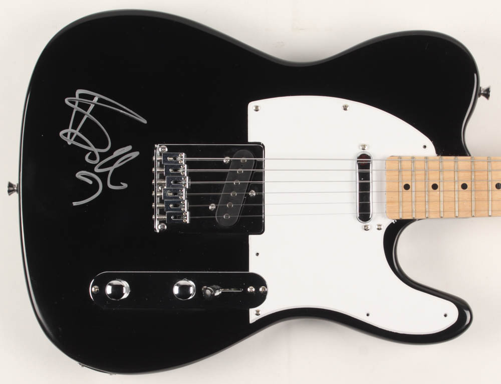 Billie Joe Armstrong Signed 39" Guitar (Beckett Hologram) | Pristine ...