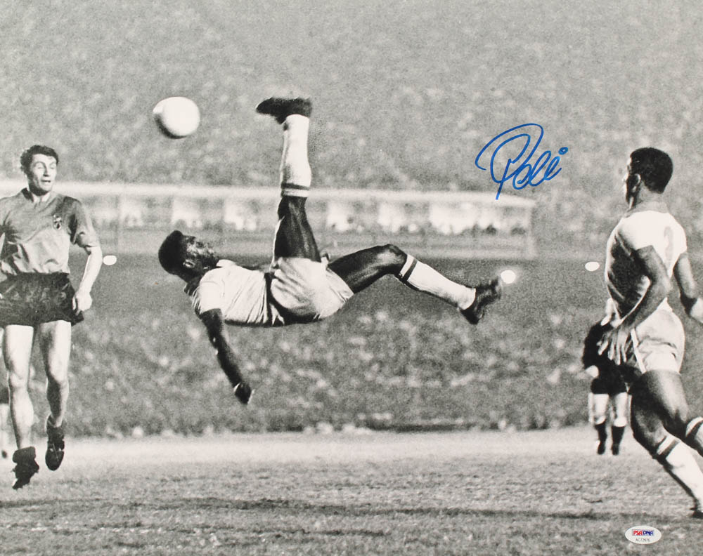 Pele Signed Team Brazil "Bicycle Kick" 16x20 Photo (PSA COA) | Pristine ...