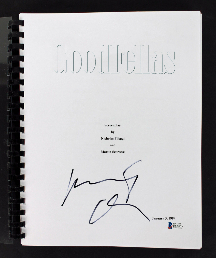 Robert Deniro Signed "GoodFellas" Movie Script (Beckett COA) | Pristine ...