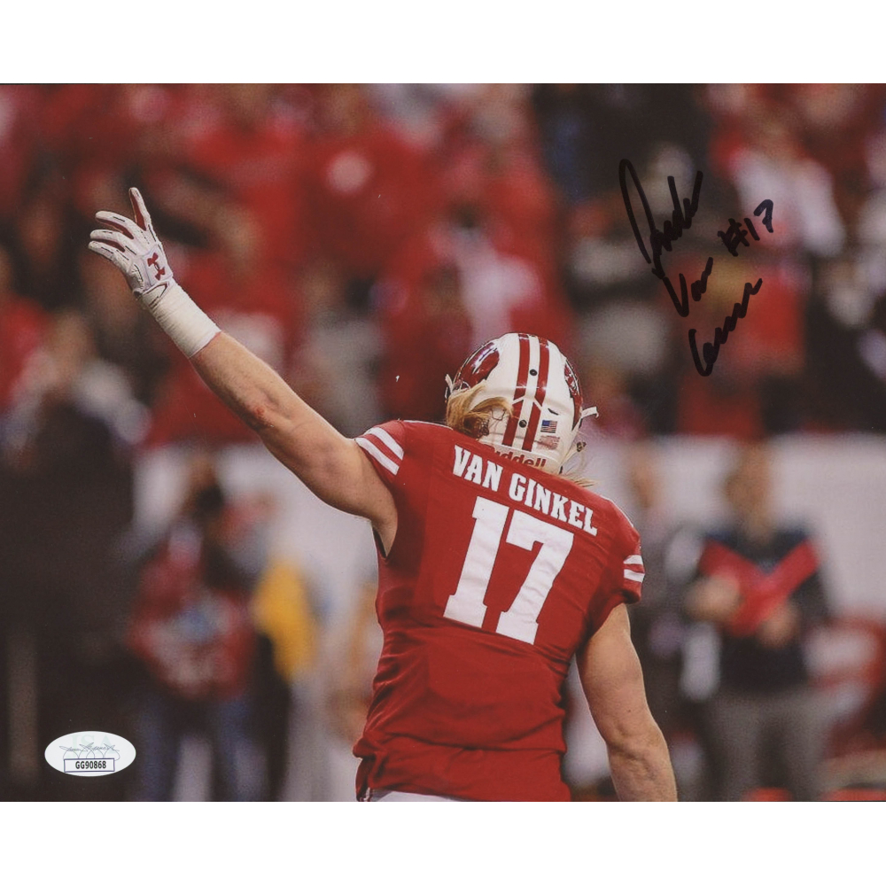 Andrew Van Ginkel Signed Wisconsin Badgers 8x10 Photo (JSA COA ...