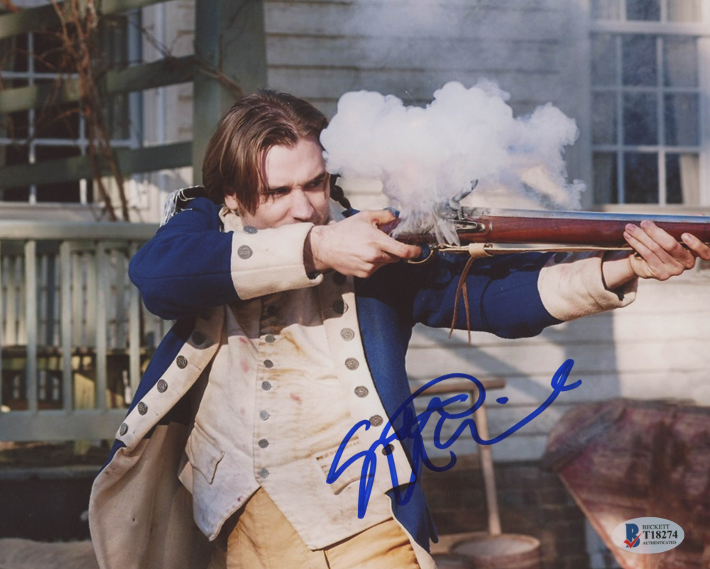Seth Numrich Signed "Turn: Washington's Spies" 8x10 Photo (Beckett COA ...