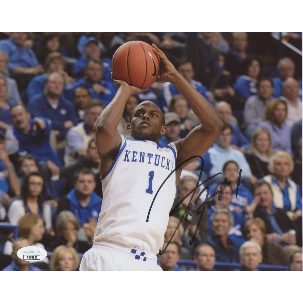 Darius Miller Signed Kentucky Wildcats 8x10 Photo (JSA COA) | Pristine ...