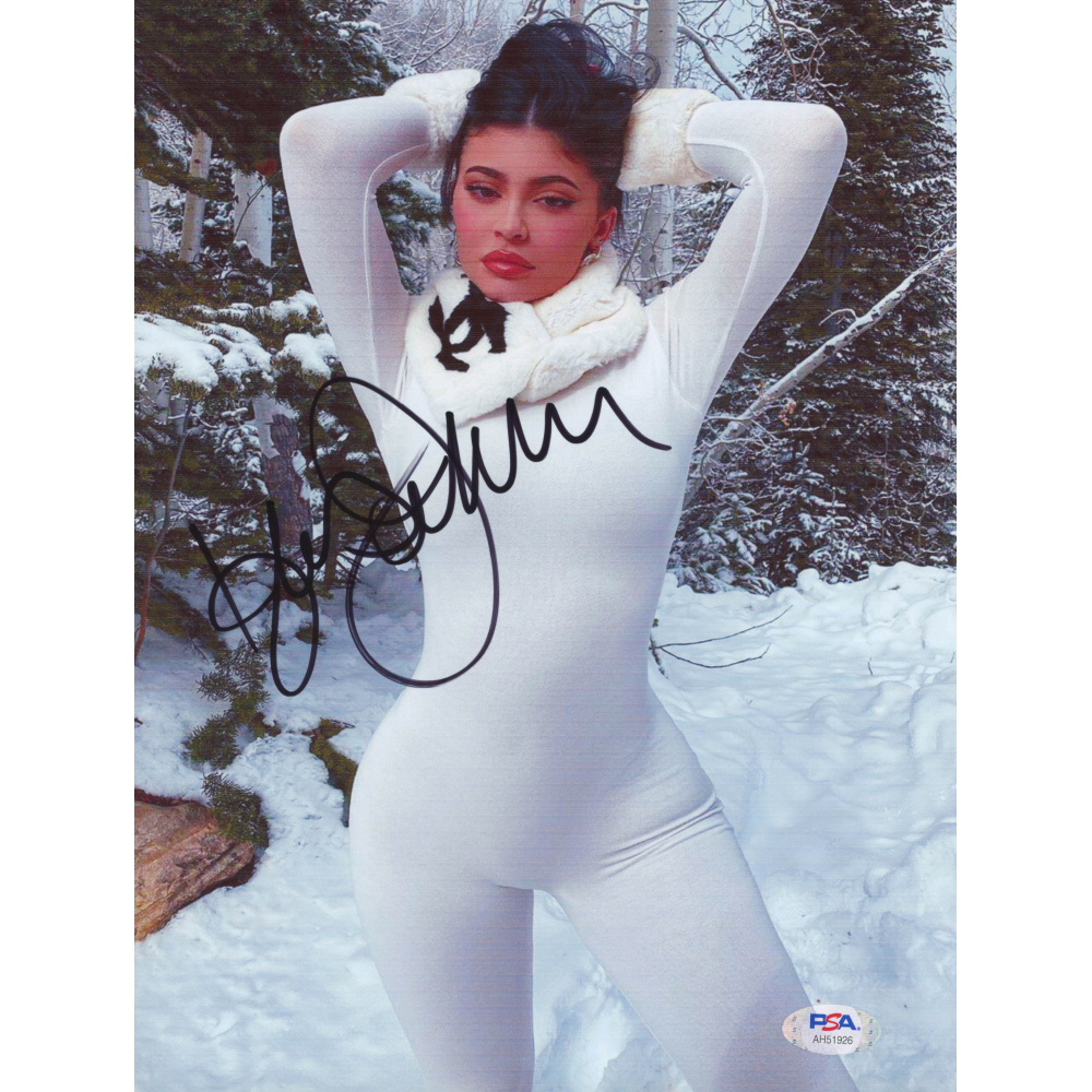 Kylie Jenner Signed 8x10 Photo (PSA COA) | Pristine Auction