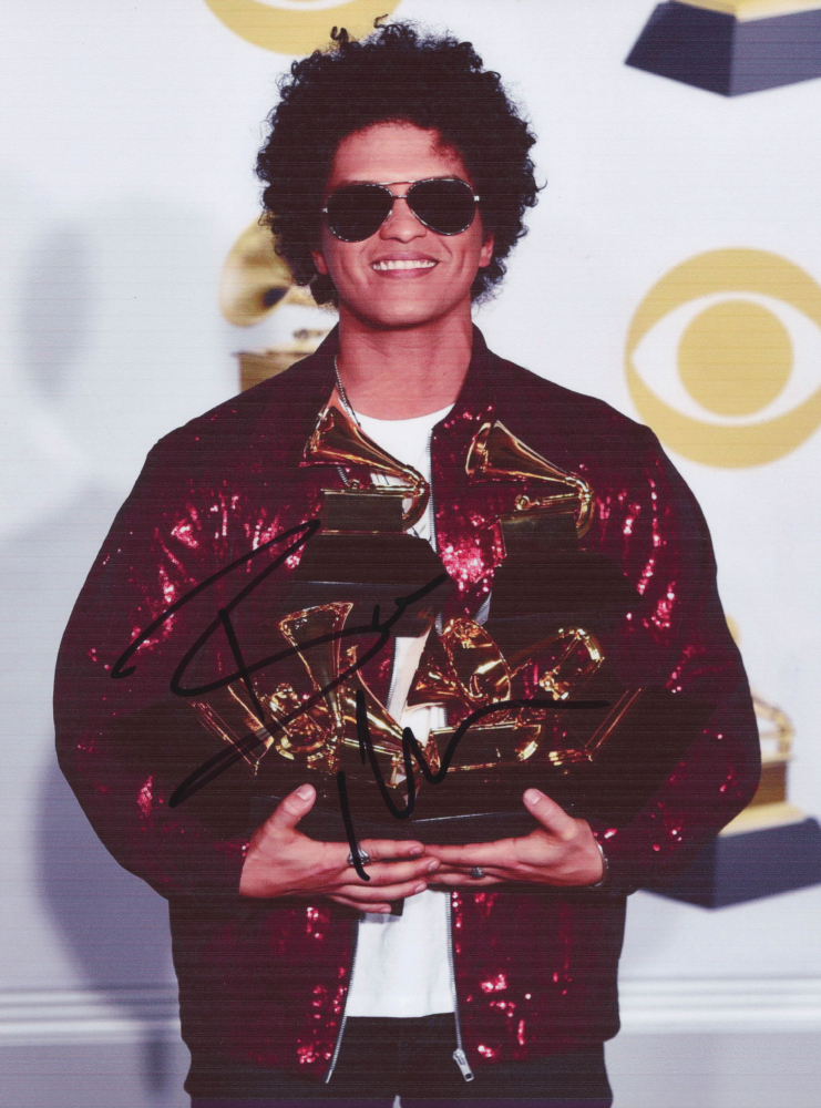 Bruno Mars Signed 8.5x11 Photo (PSA COA) | Pristine Auction