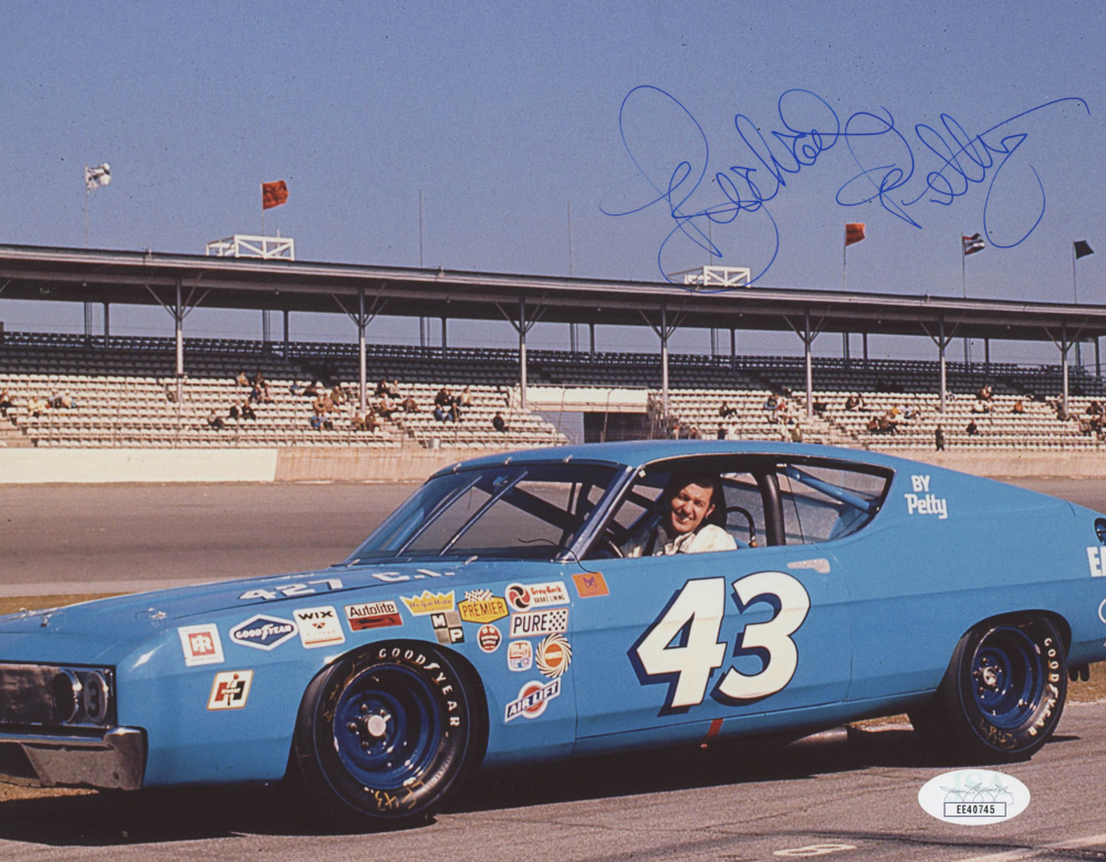 Richard Petty Signed NASCAR 8x10 Photo (JSA COA) | Pristine Auction