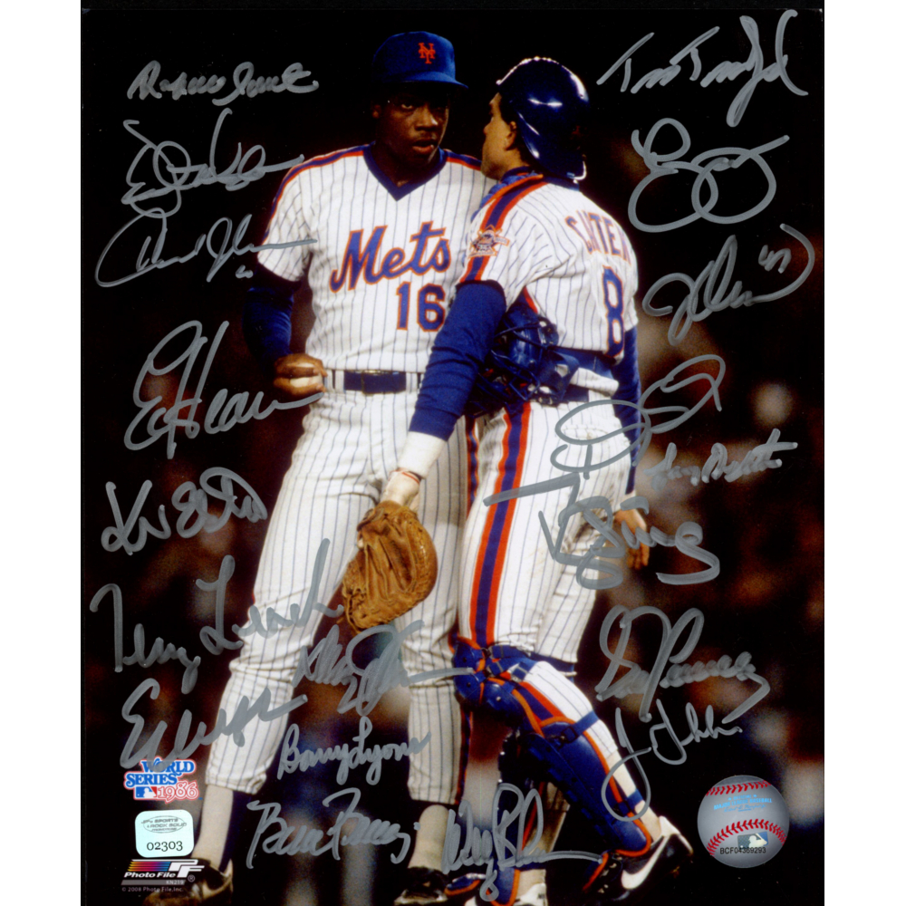 1986 Mets 8x10 Photo Team-Signed by (19) with Darryl Strawberry, Wally ...