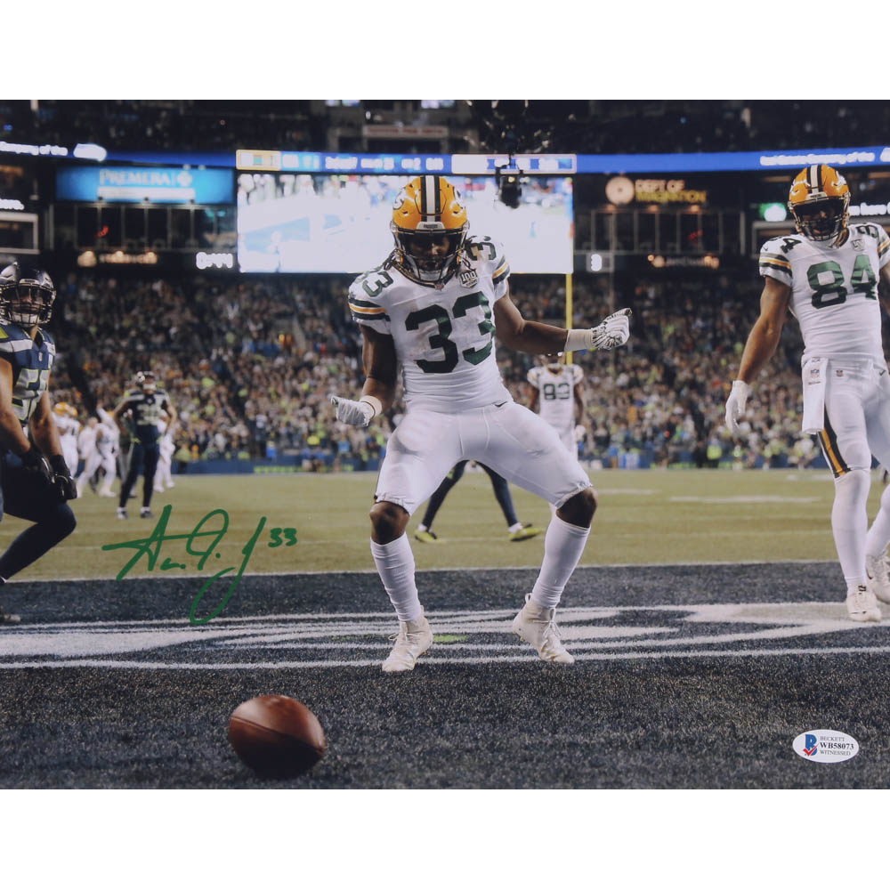 Aaron Jones Signed Packers 11x14 Photo (Beckett COA) | Pristine Auction