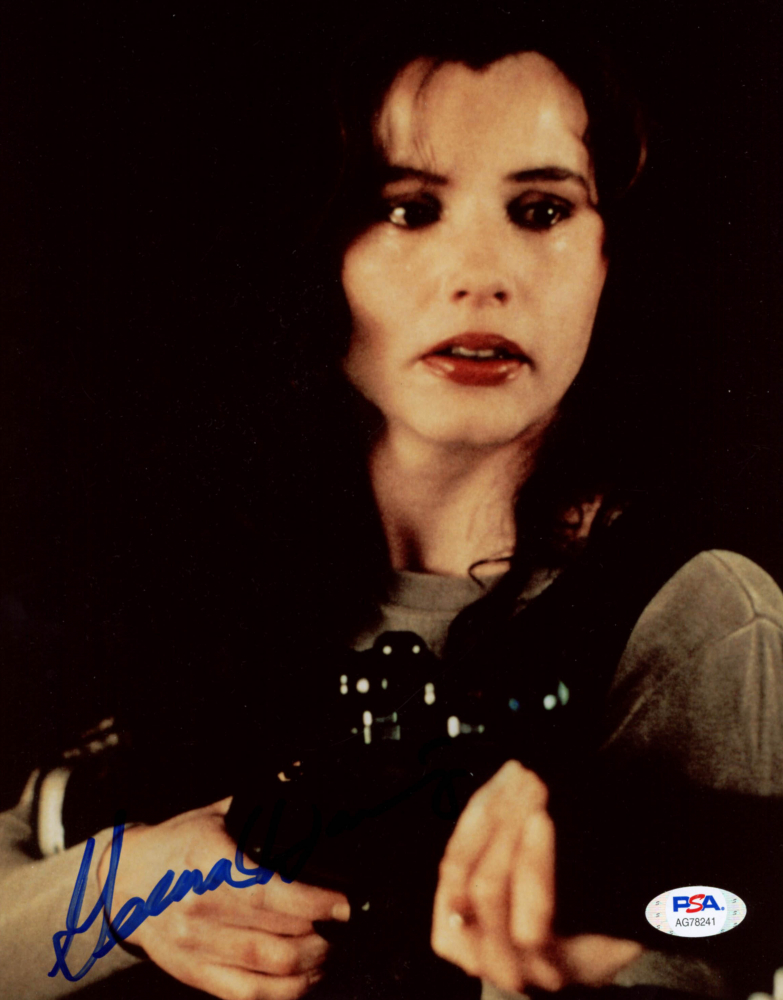 Geena Davis Signed "The Long Kiss Goodnight" 8x10 Photo (PSA Hologram ...