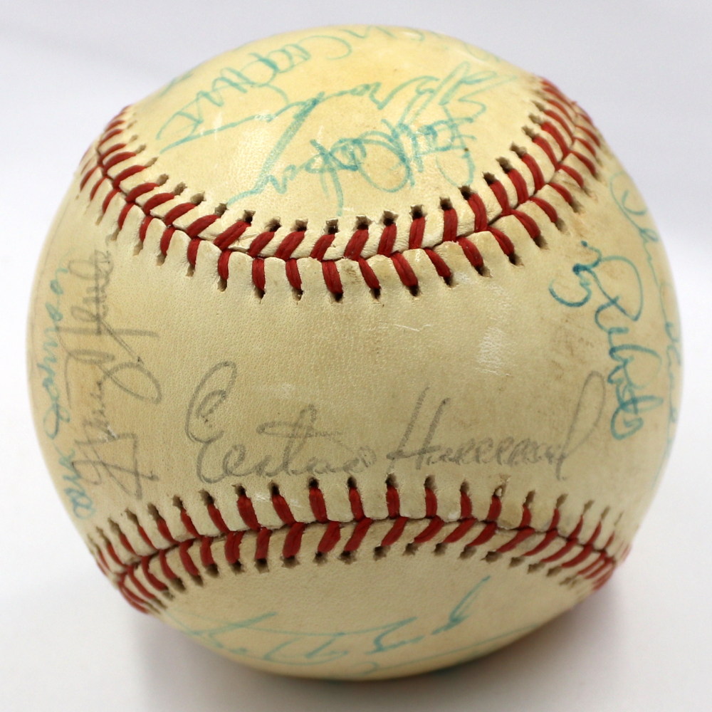 1975 Yankees OAL Baseball Team-Signed by (26) with Thurman Munson ...