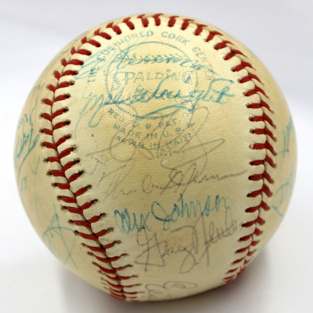 1975 Yankees OAL Baseball Team-Signed by (26) with Thurman Munson ...