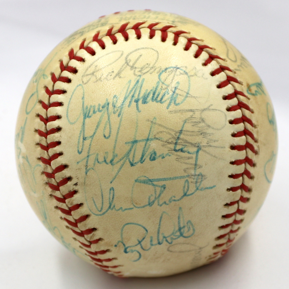 1975 Yankees OAL Baseball Team-Signed by (26) with Thurman Munson ...