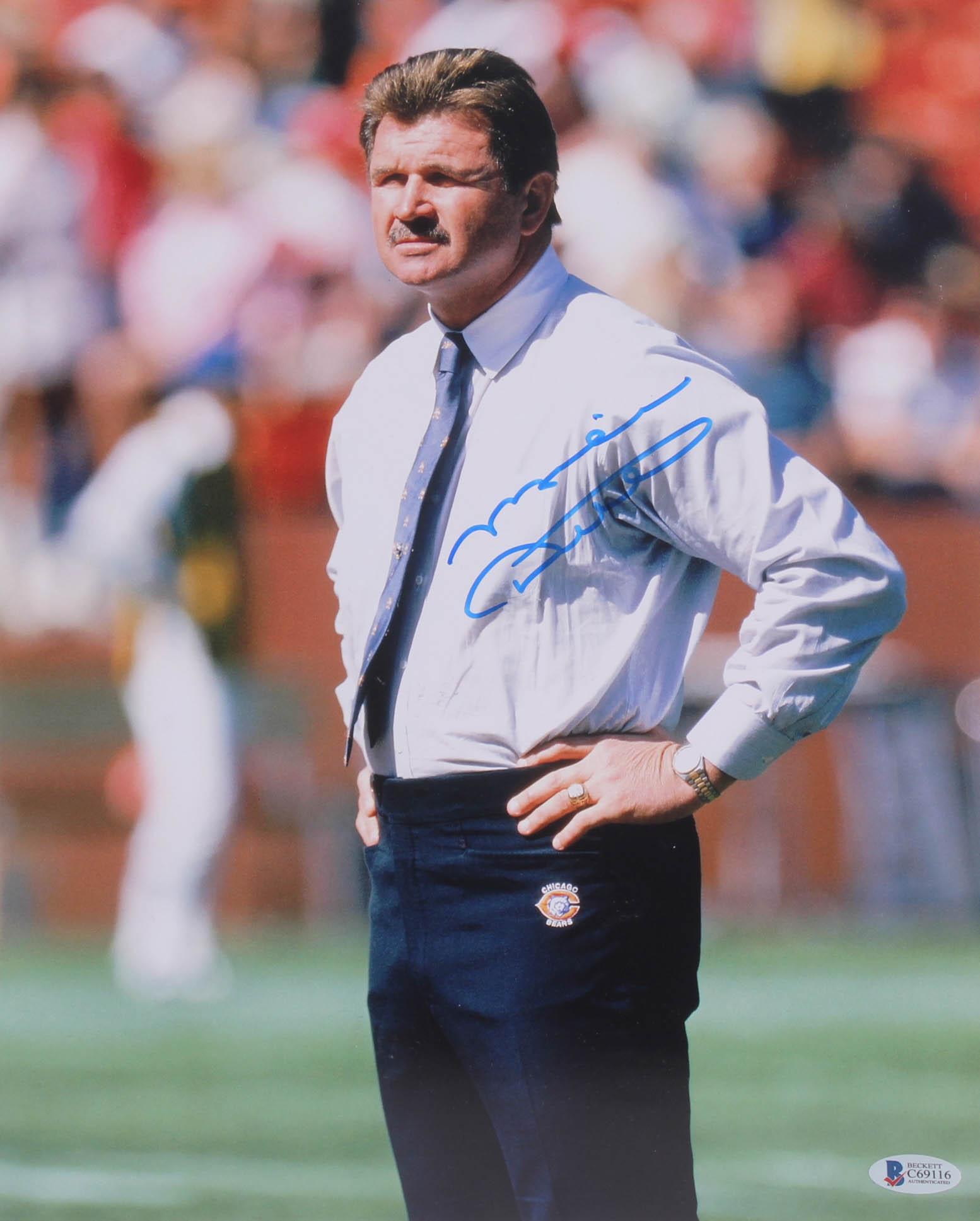 Mike Ditka Signed Bears 11x14 Photo (Beckett COA) | Pristine Auction