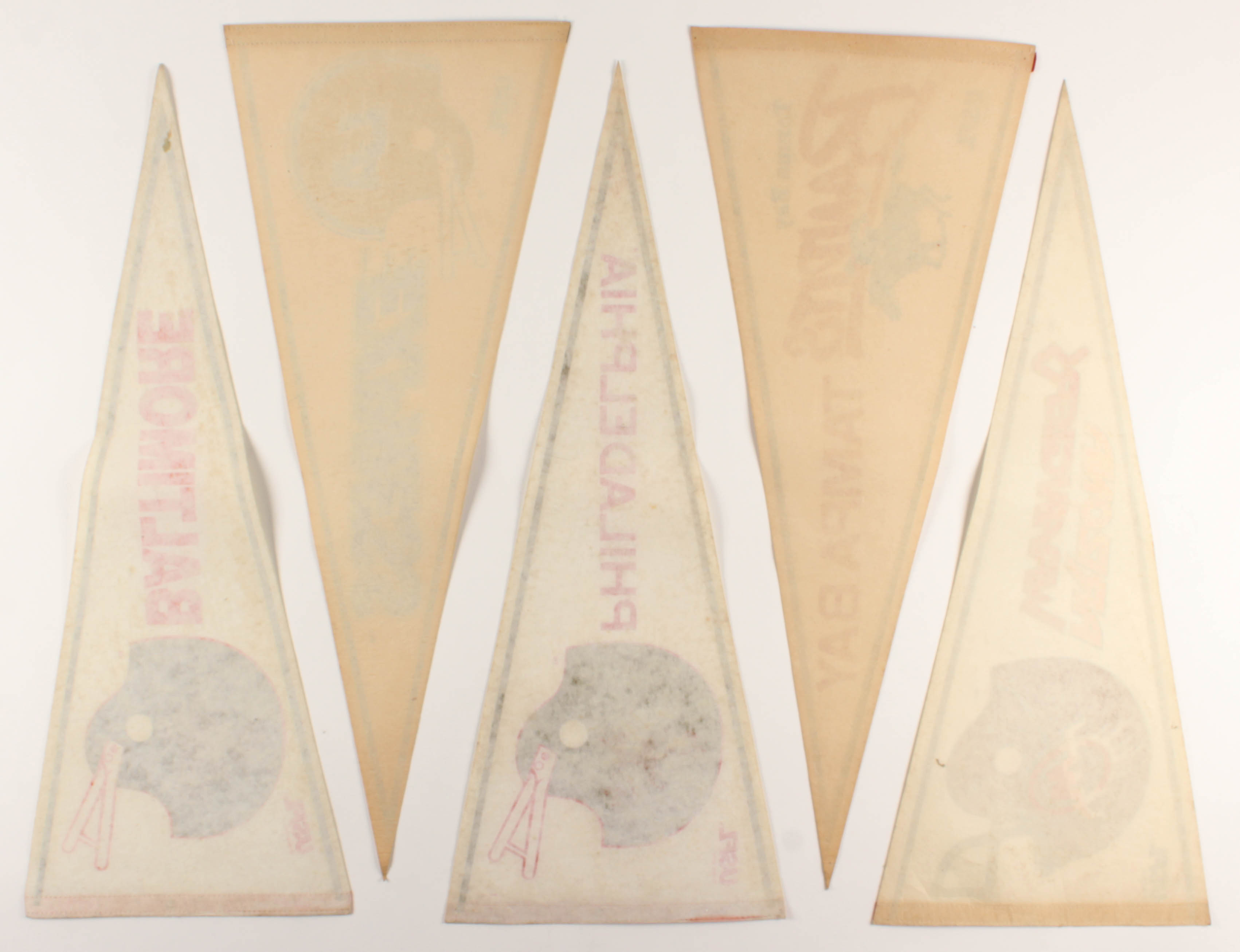 Lot of (5) Vintage USFL Felt Pennants with Arizona Wranglers, Baltimore ...