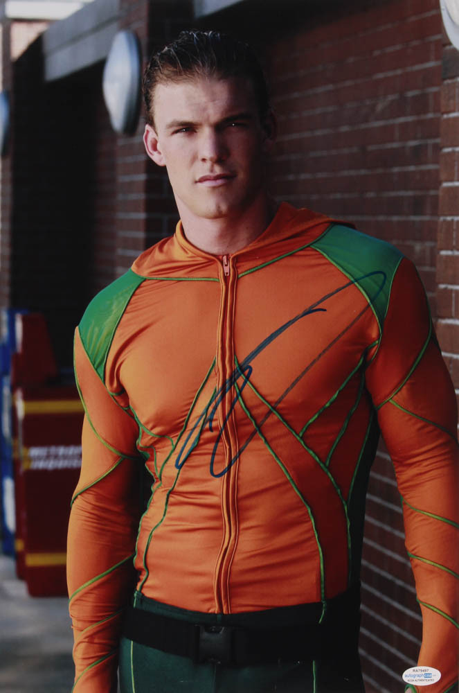 Alan Ritchson Signed "Smallville" 12x18 Photo (AutographCOA COA ...