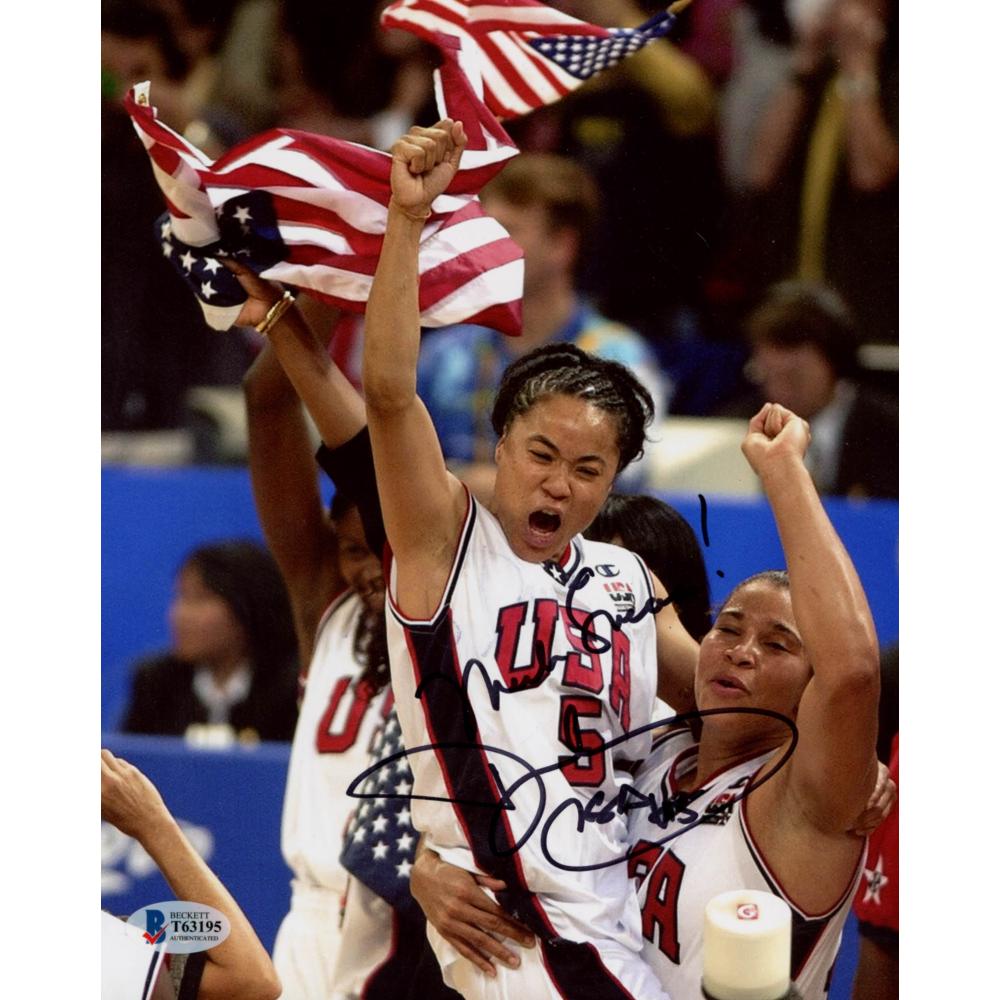 Dawn Staley Signed Team USA 8x10 Photo (Beckett COA) | Pristine Auction