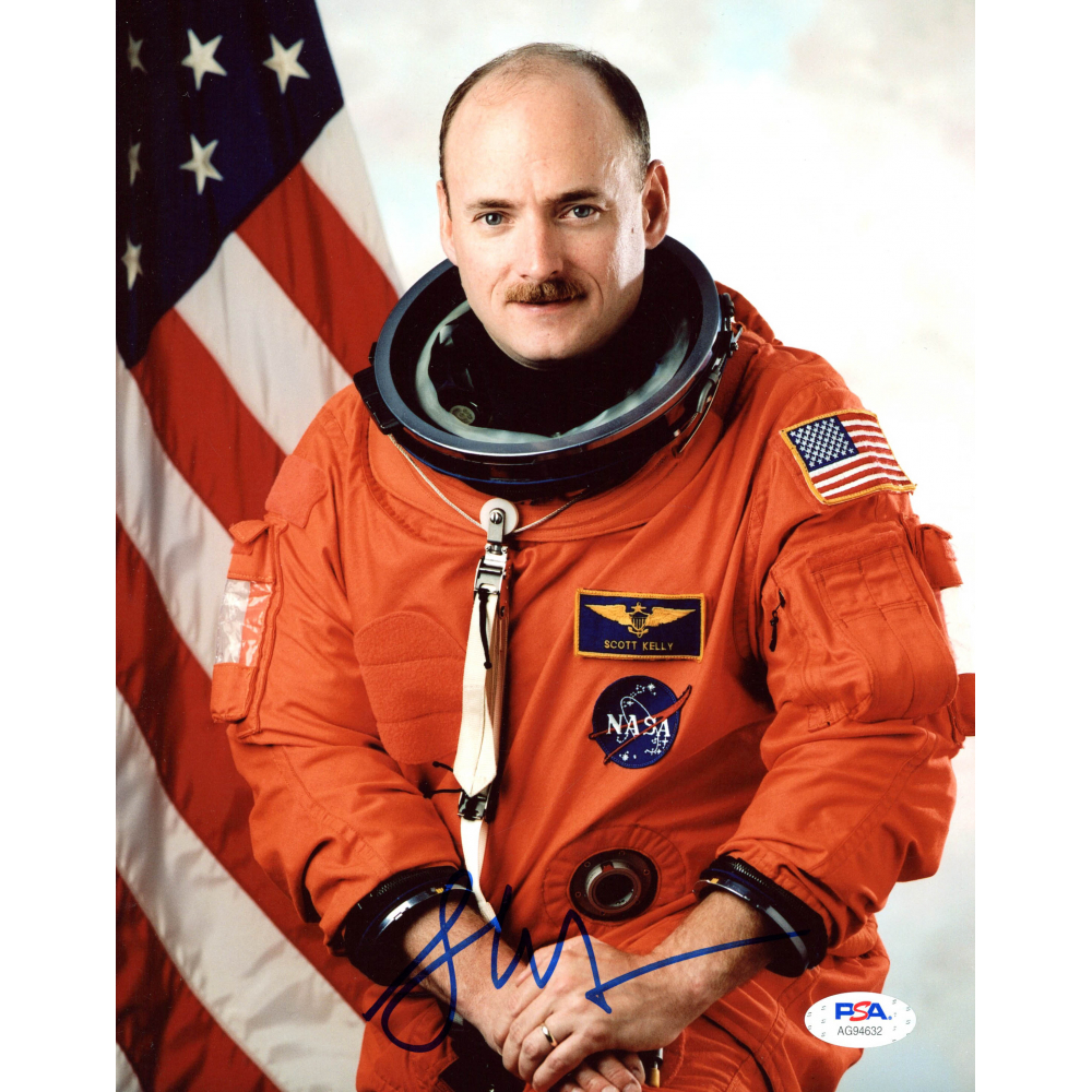 Scott Kelly Signed 8x10 Photo (PSA COA) | Pristine Auction