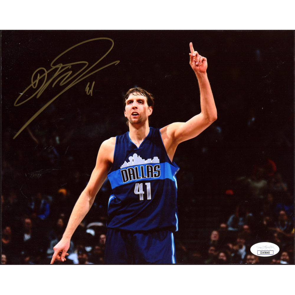 Dirk Nowitzki Signed Mavericks 8x10 Photo (JSA COA) | Pristine Auction