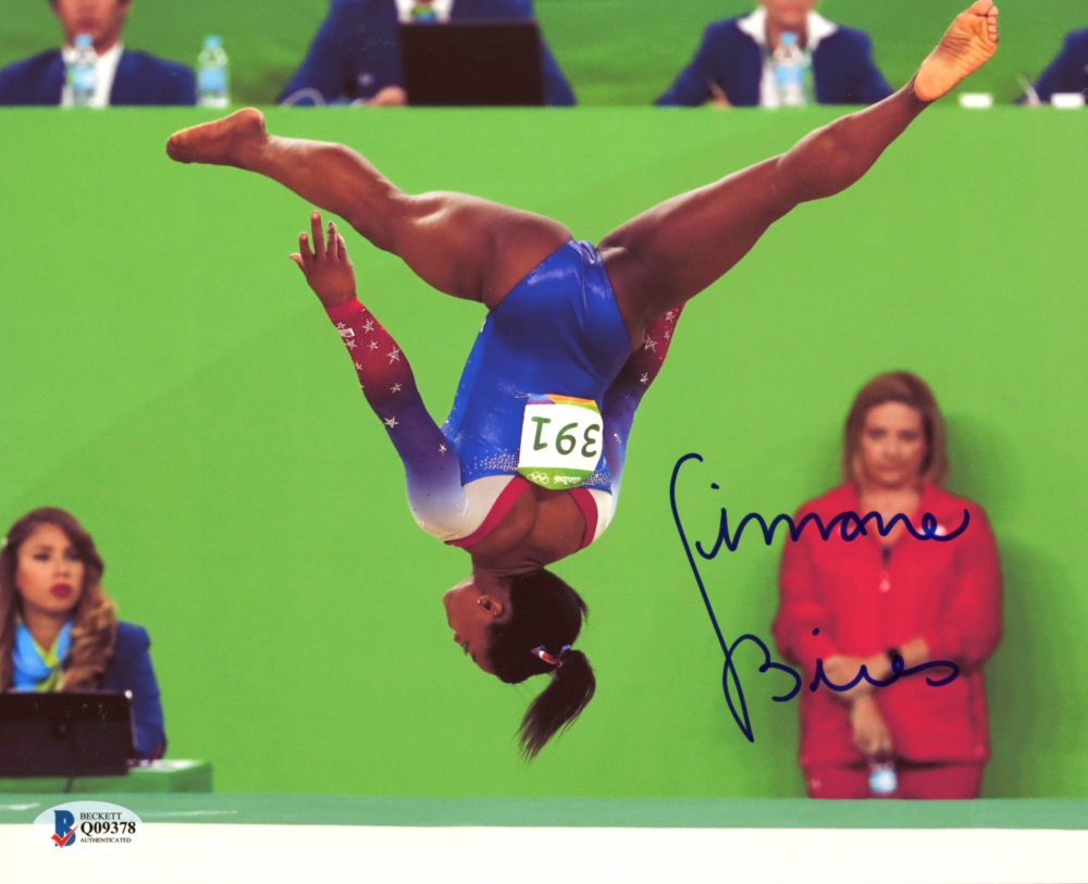 Simone Biles Signed Team USA 8x10 Photo (Beckett COA) | Pristine Auction