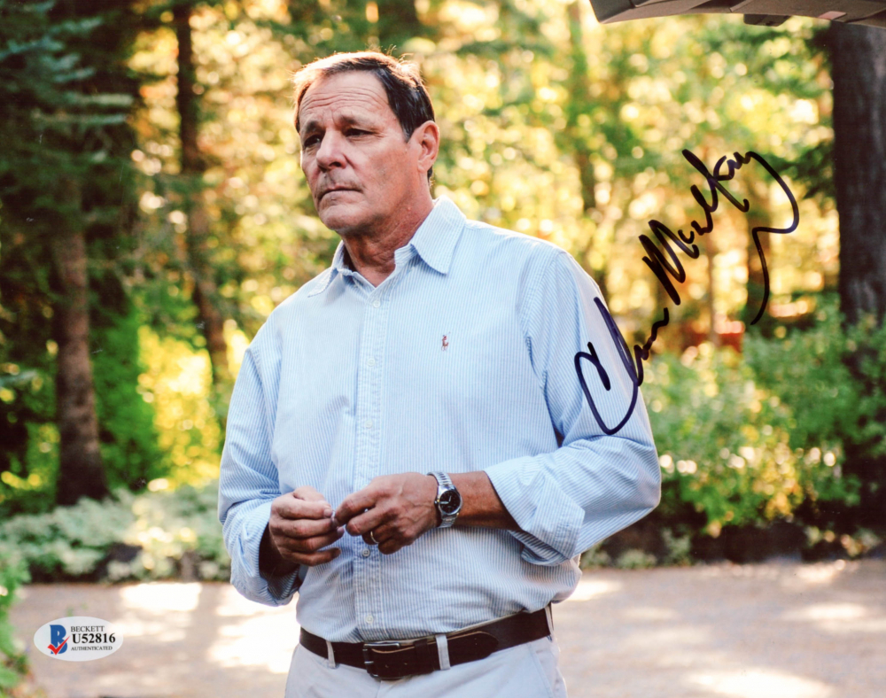 Chris Mulkey Signed "Last Weekend" 8x10 Photo (Beckett COA) | Pristine ...