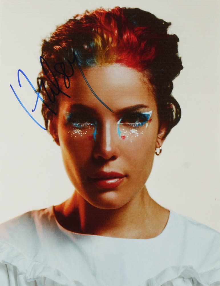 Halsey Signed 8x10 Photo (PSA Hologram) | Pristine Auction