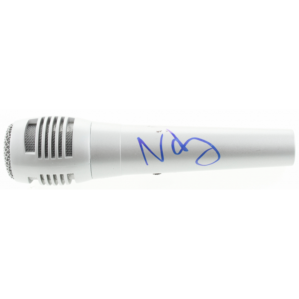 Nas Signed Microphone (Beckett Hologram) | Pristine Auction