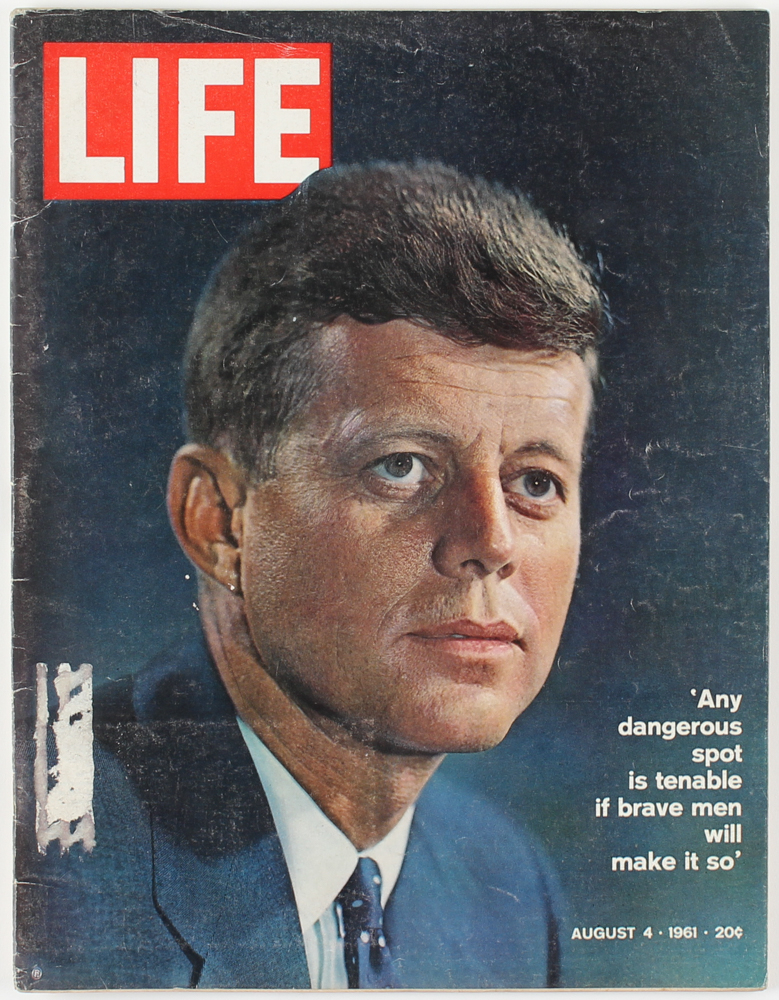 Vintage 1961 "Life" Magazine | Pristine Auction