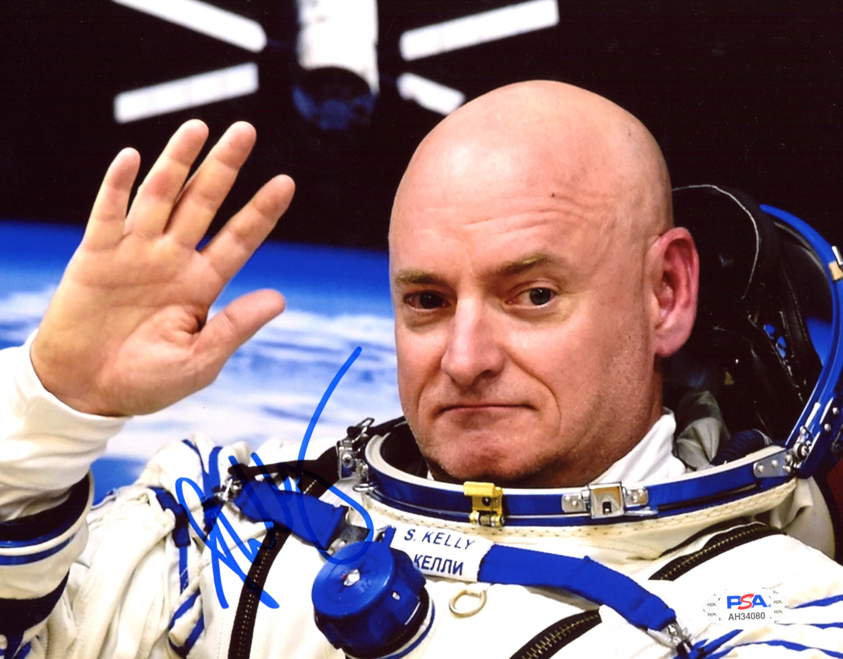 Scott Kelly Signed 8x10 Photo (PSA COA) | Pristine Auction
