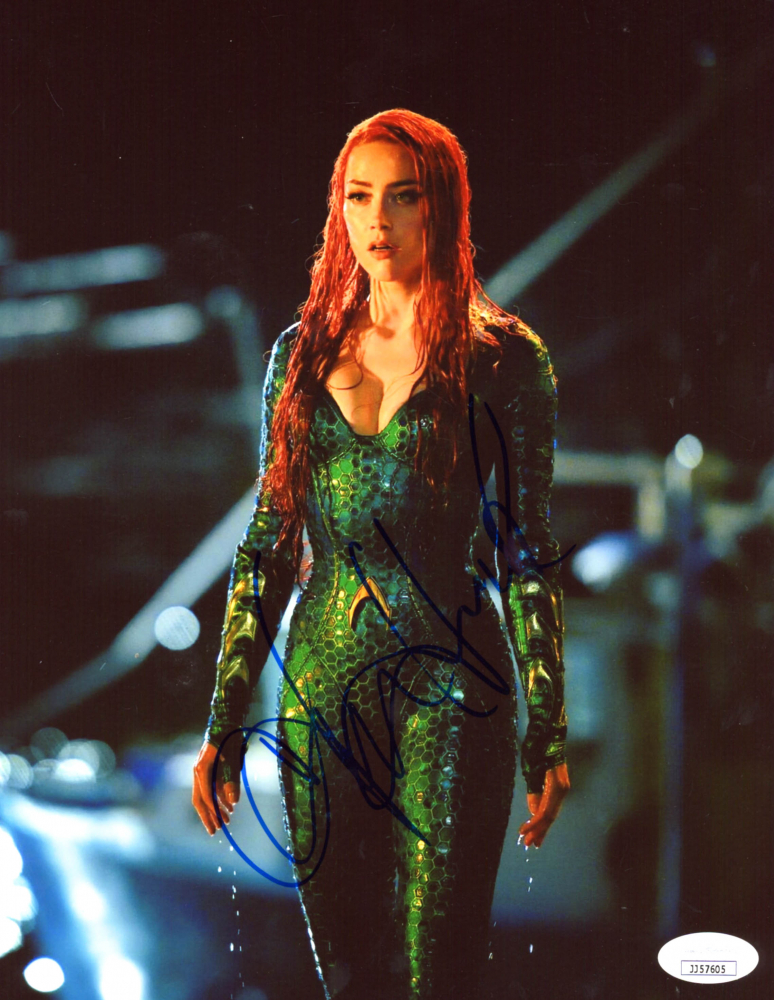 Amber Heard Signed "Aquaman" 8x10 Photo (JSA COA) | Pristine Auction