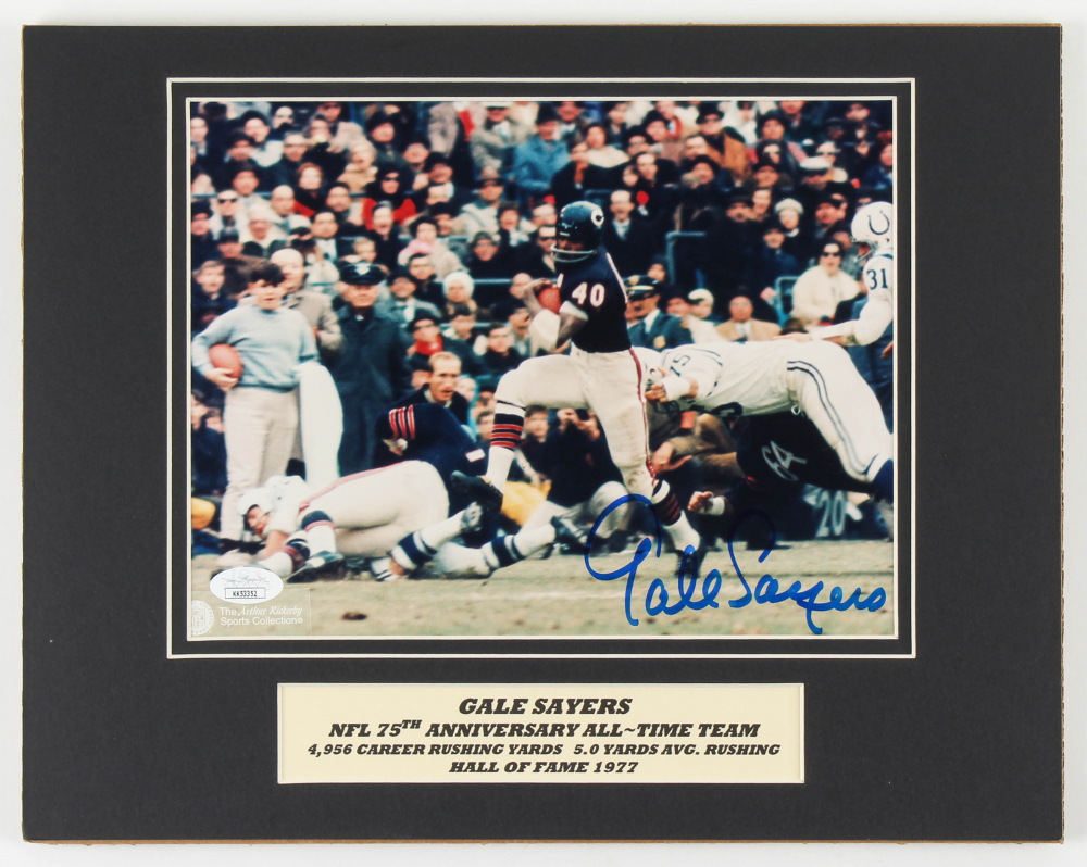 Gale Sayers Signed Bears 11x14 Custom Matted Photo Display (JSA COA) | Pristine Auction