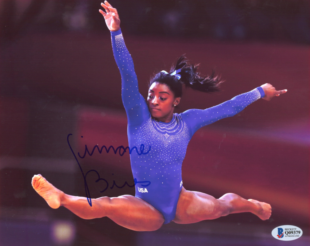 Simone Biles Signed Team USA 8x10 Photo (Beckett COA) | Pristine Auction