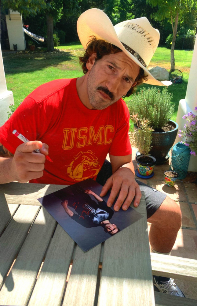 Jon Bernthal Signed "The Walking Dead" 8x10 Photo Inscribed "Shane ...