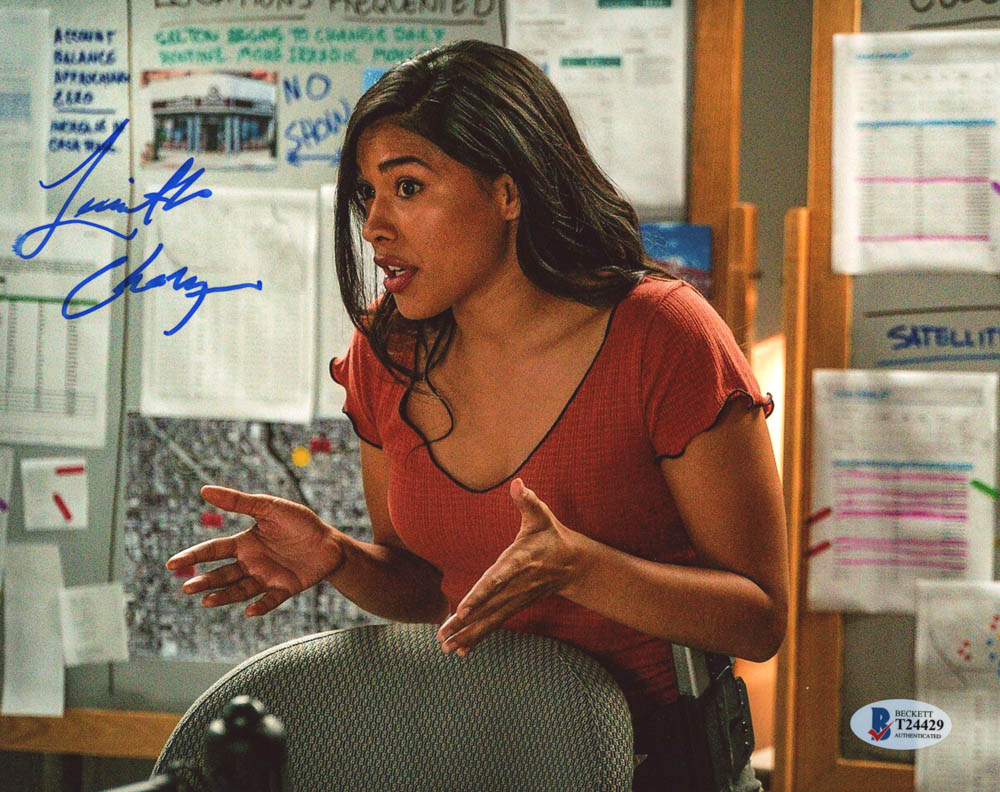 Lisseth Chavez Signed "Chicago P.D." 8x10 Photo (Beckett COA ...