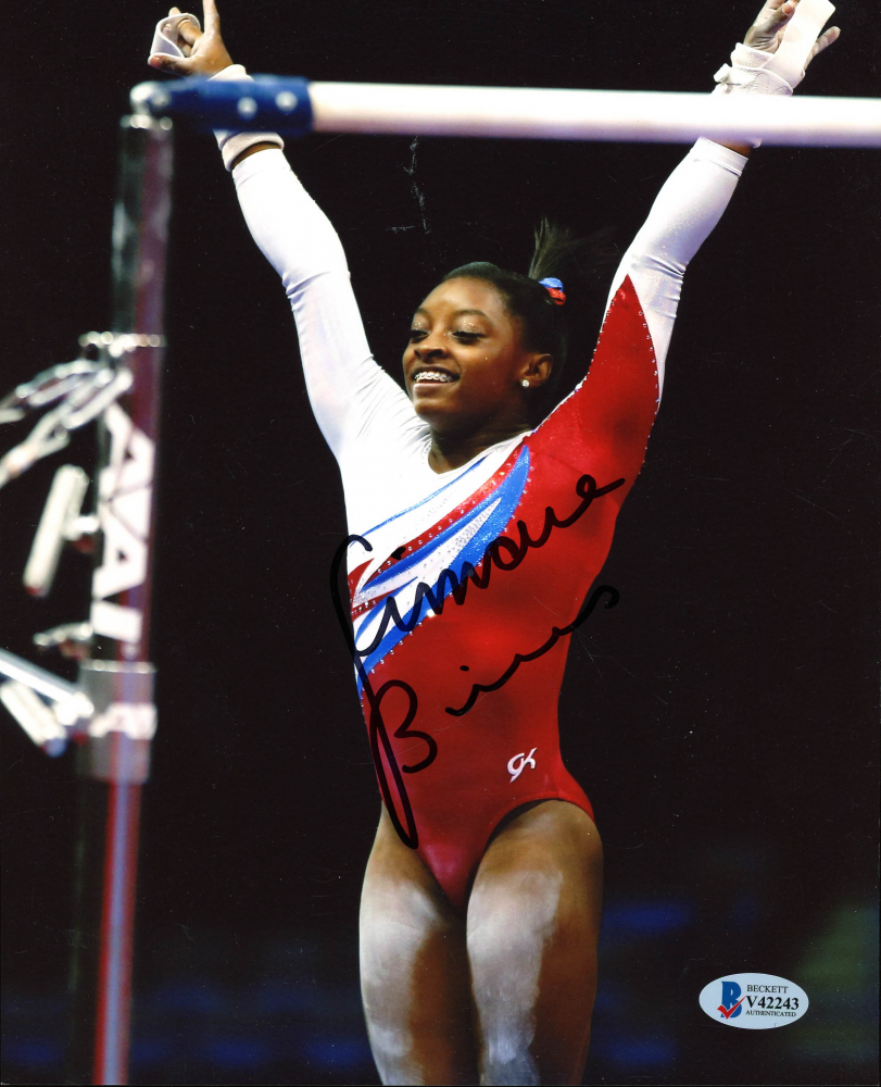 Simone Biles Signed Team USA 8x10 Photo (Beckett COA) | Pristine Auction
