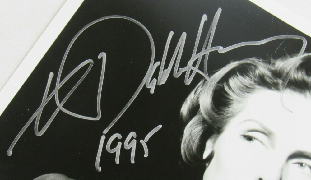 Debbie Harry Signed "Blondie" 8x10 Photo Inscribed "1995" (JSA Hologram ...