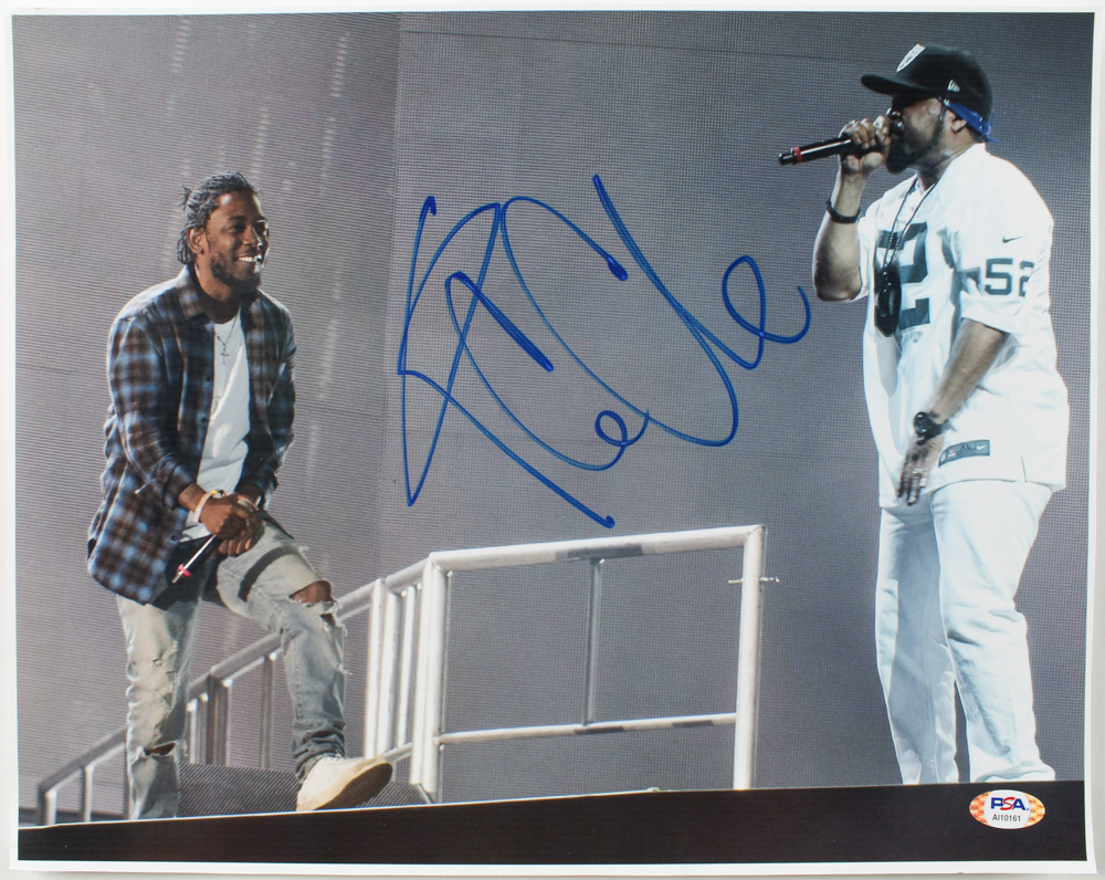 Ice Cube Signed 11x14 Photo (PSA Hologram) | Pristine Auction