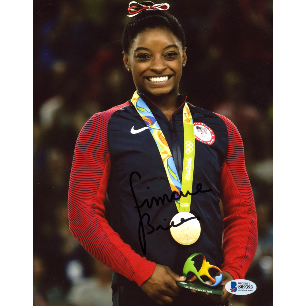 Simone Biles Signed Team USA 8x10 Photo (Beckett COA) | Pristine Auction