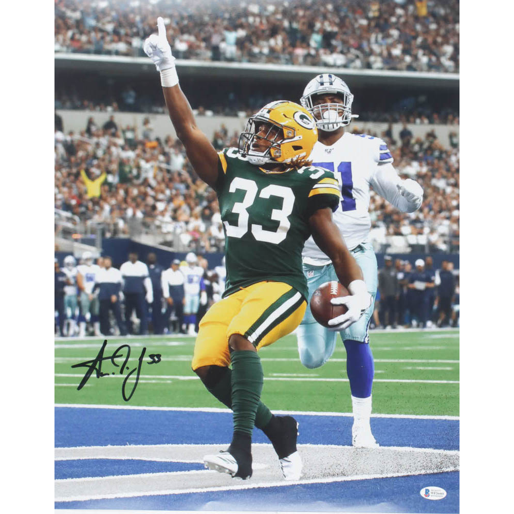 Aaron Jones Signed Packers 16x20 Photo (Beckett COA) | Pristine Auction