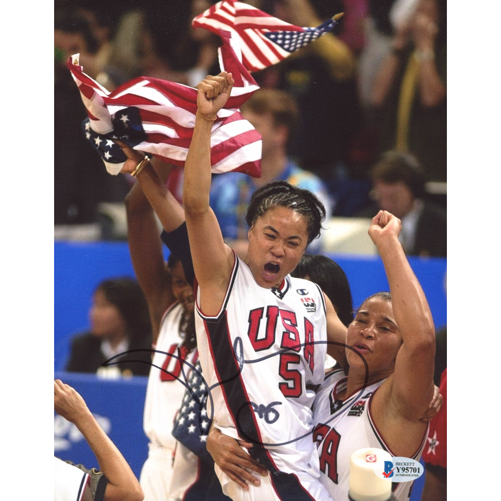 Dawn Staley Signed Team USA 8x10 Photo (Beckett COA) | Pristine Auction