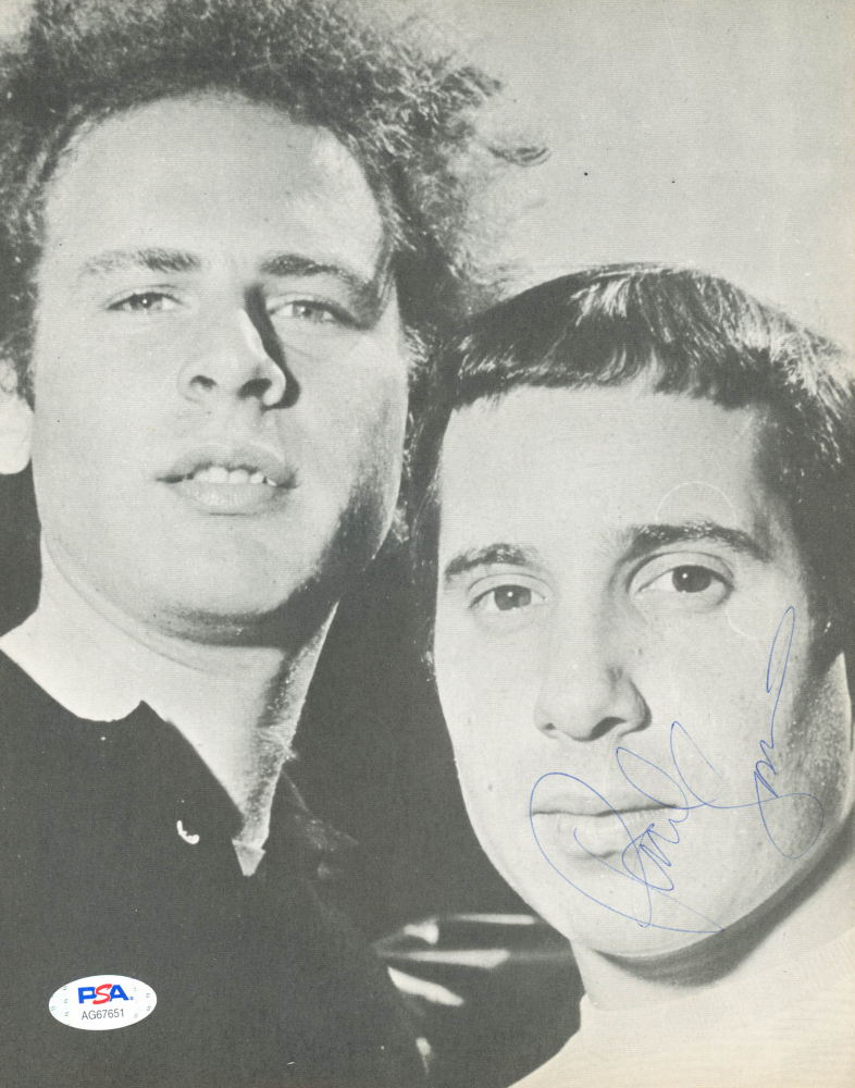 Paul Simon Signed 8x10 Magazine Photo (PSA Hologram) | Pristine Auction