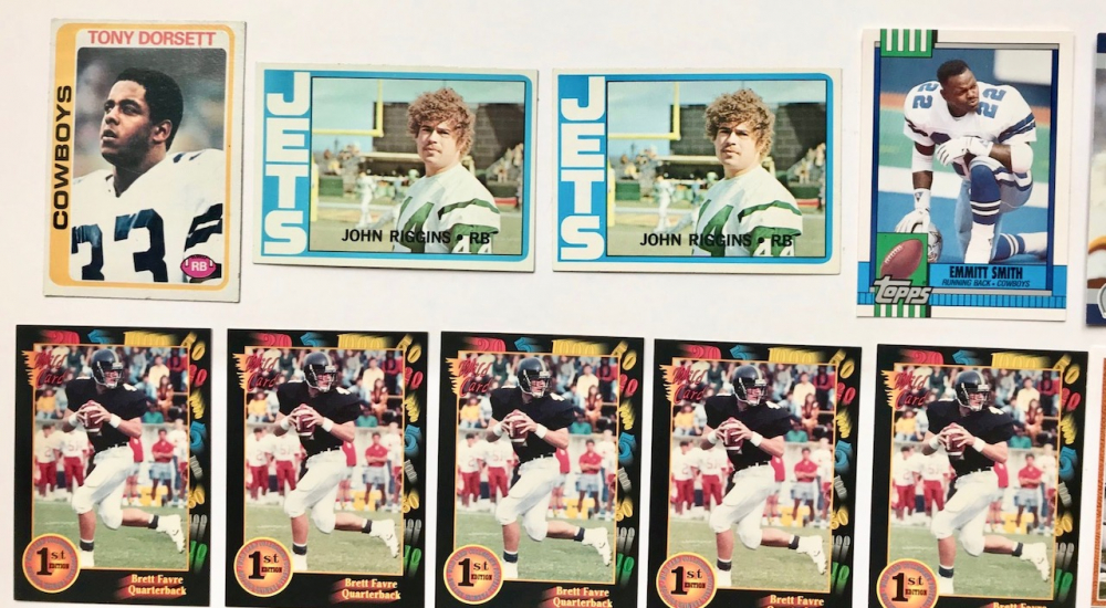 Lot of (26) Football Rookie Cards with (5) Barry Sanders 1989 Topps ...