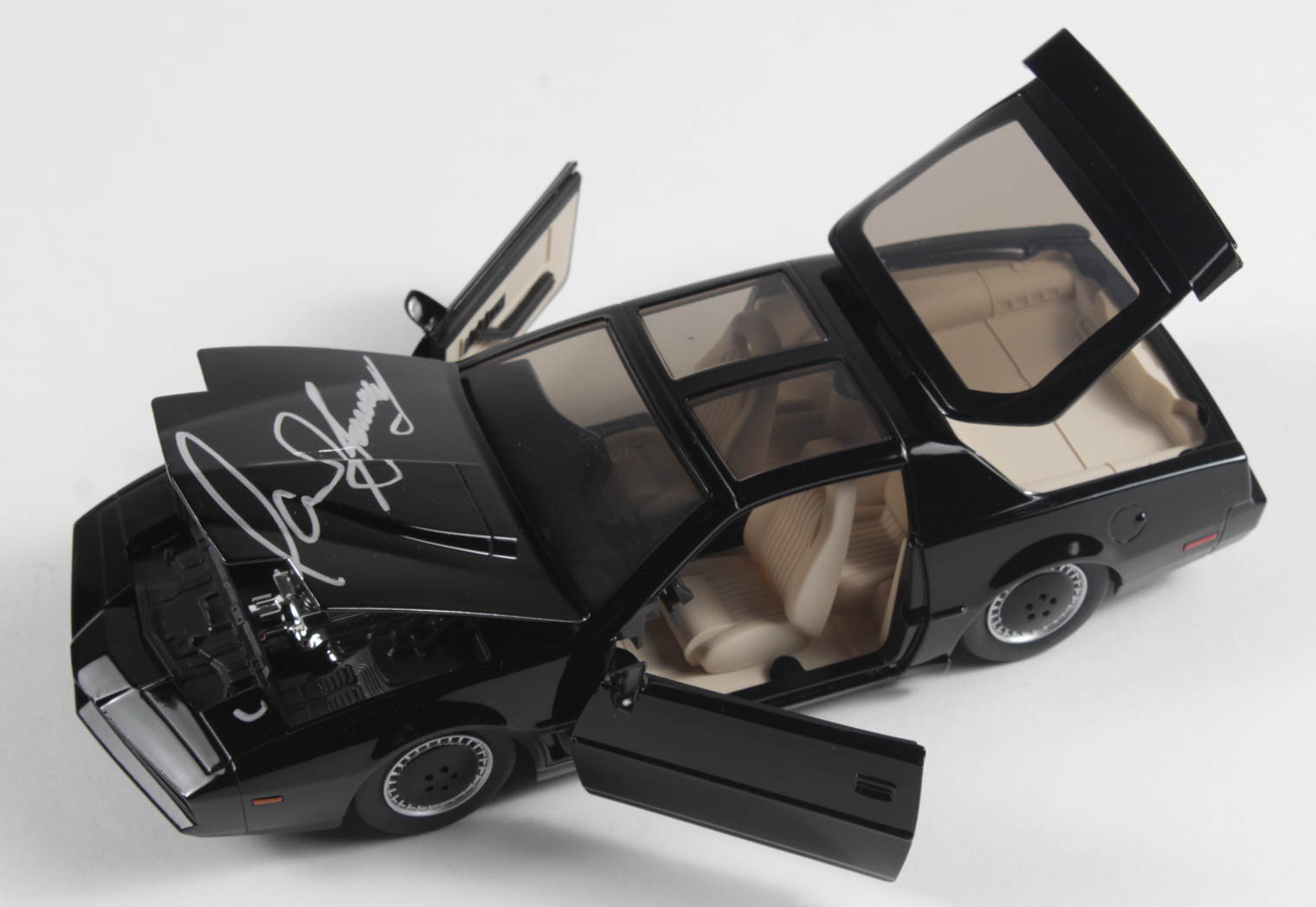 David Hasselhoff Signed "Knight Rider" KITT 1982 Pontiac Firebird Trans ...