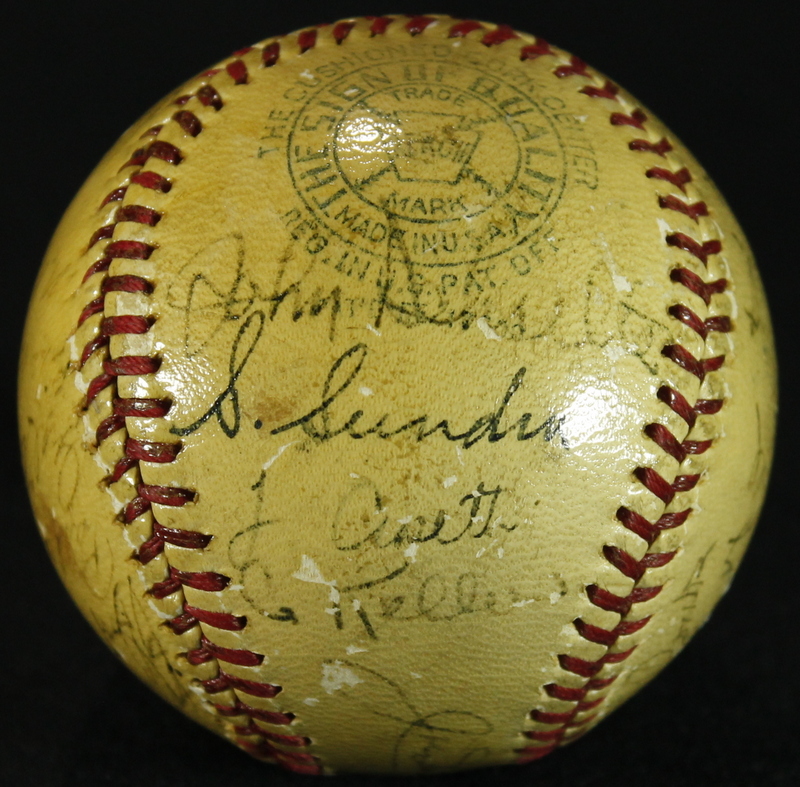 1939 Yankees Team-Signed Vintage OAL Baseball Signed by (27) with Lou ...