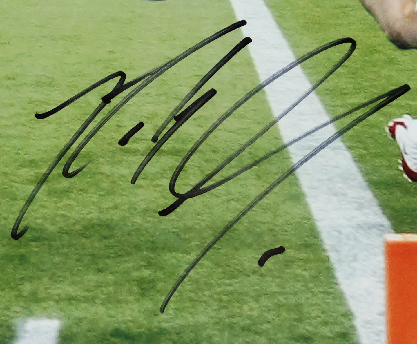 Rob Gronkowski Signed Patriots 11x14 Photo (PSA COA) | Pristine Auction