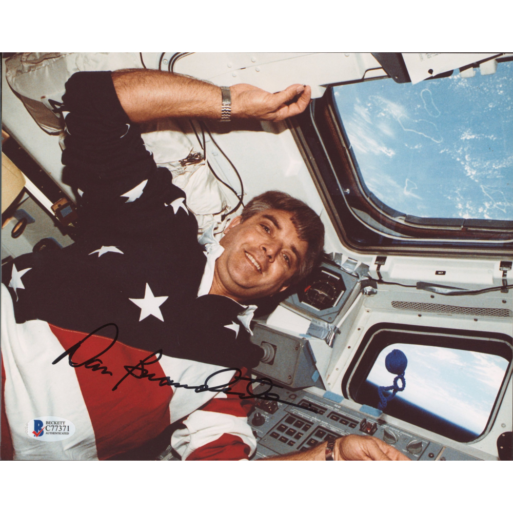 Daniel Brandenstein Signed NASA 8x10 Photo (Beckett COA) | Pristine Auction