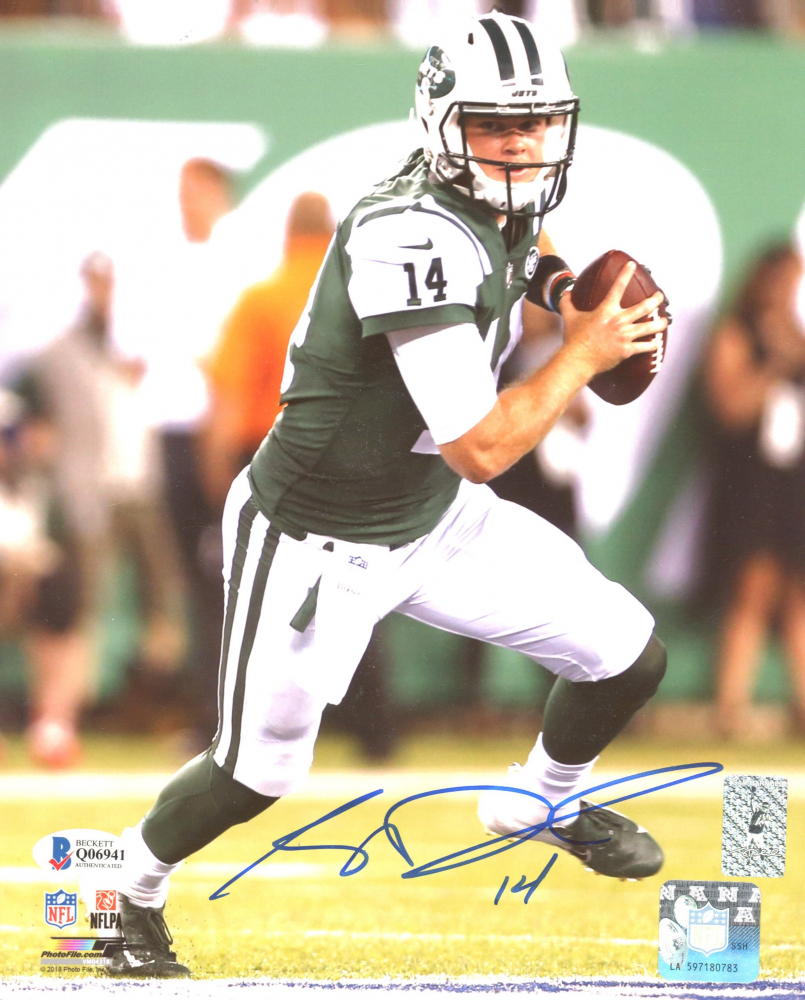 Sam Darnold Signed Jets 8x10 Photo (Beckett COA & Darnold Hologram ...